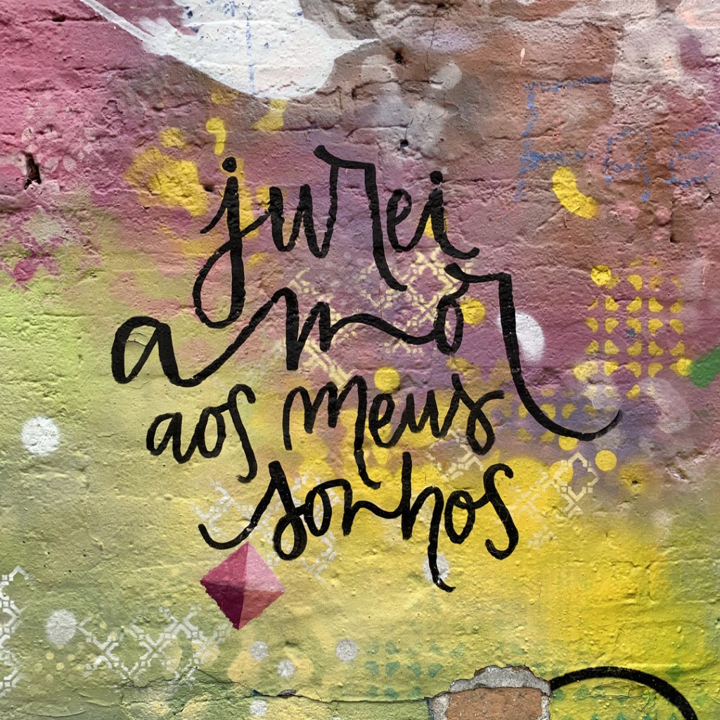 Beco do Batman: Por que a galeria de arte a céu aberto tem esse nome ...
