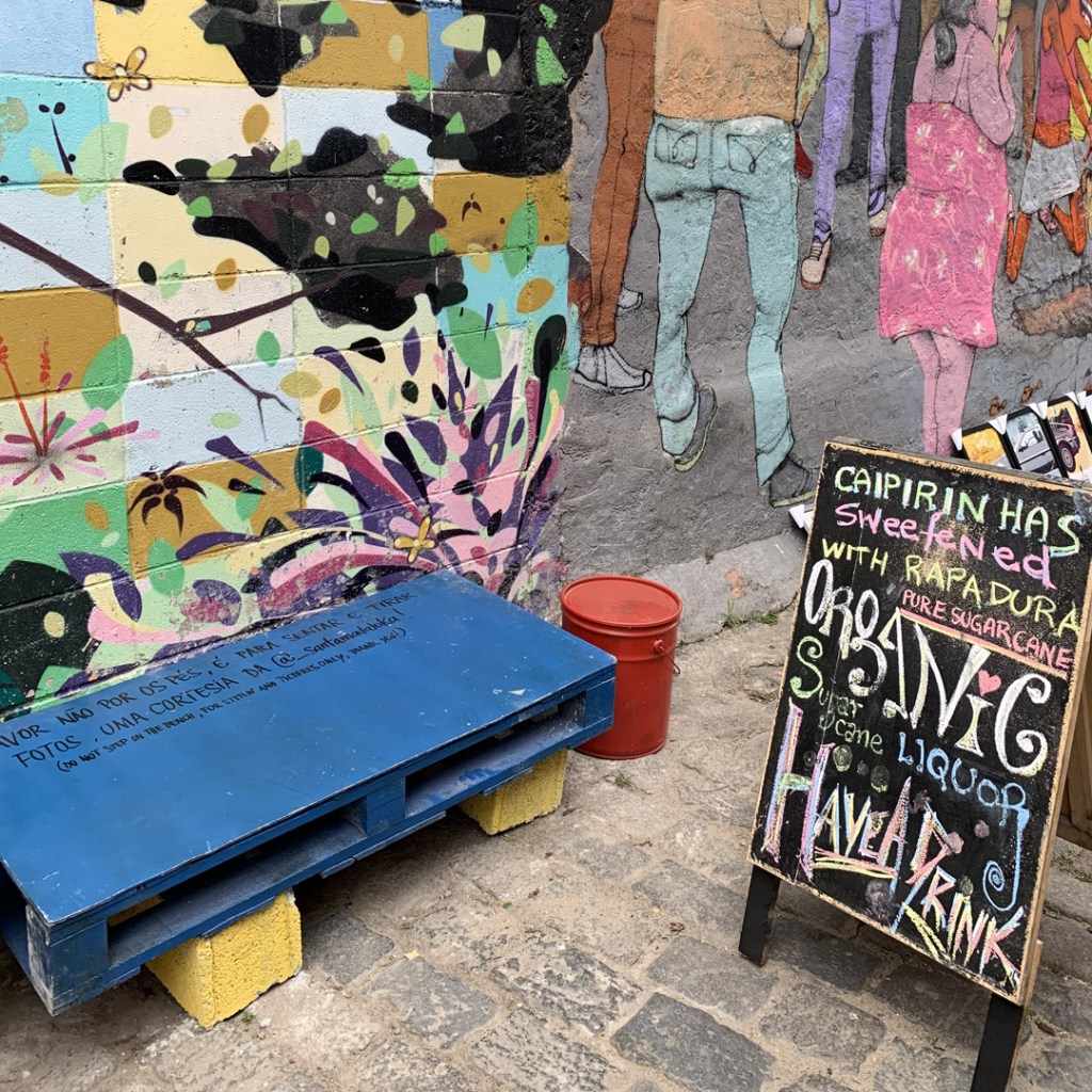 Beco do Batman: Por que a galeria de arte a céu aberto tem esse nome ...